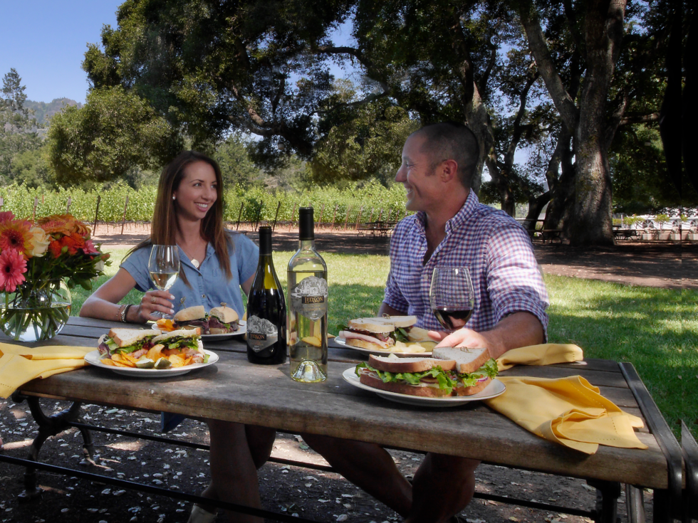 Tasting Experiences in Kenwood - Ledson Winery